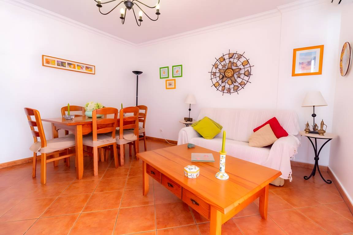 70 M² Apartamento ∙ 2 Habitaciones ∙ 4 Huéspedes - Altura, Portugal