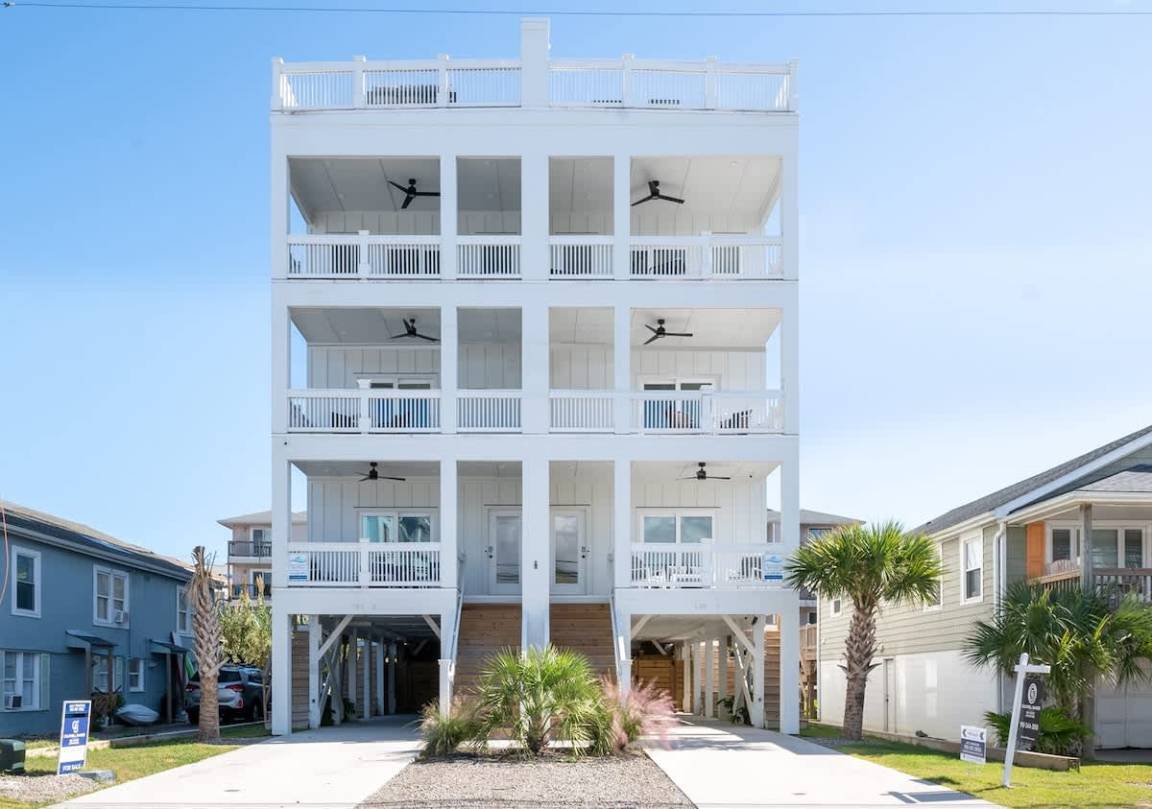 232 M² House ∙ 5 Bedrooms ∙ 15 Guests - Carolina Beach, NC