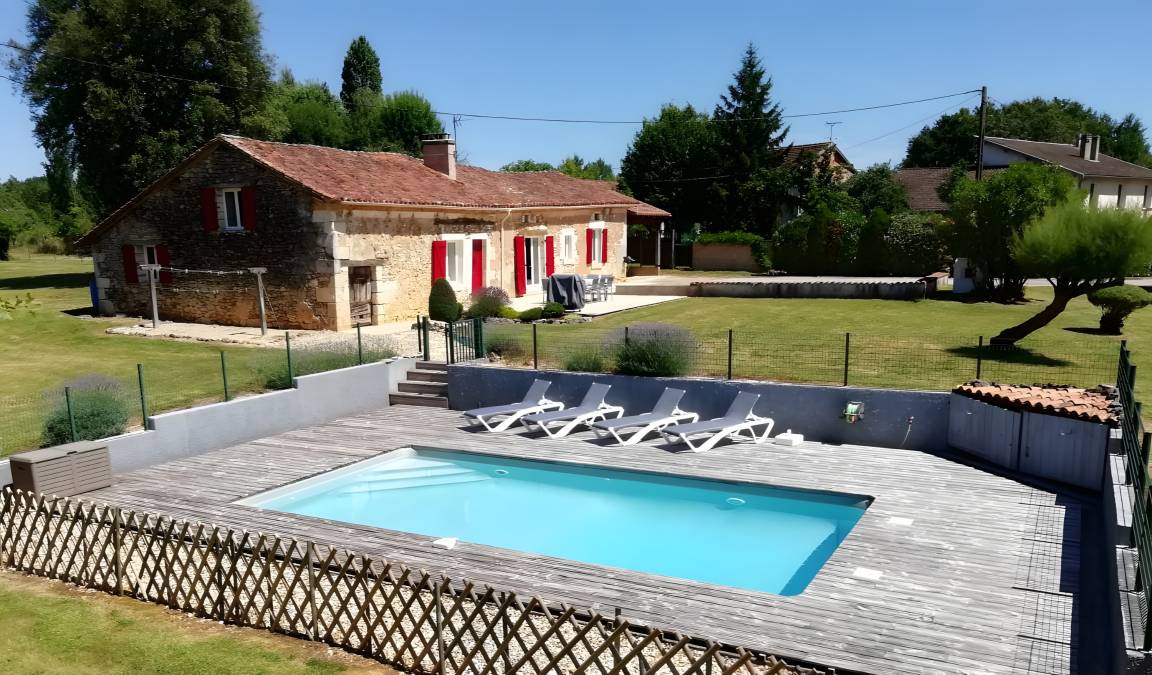 160 M² Maison De Vacances ∙ 4 Chambres ∙ 8 Personnes - Périgueux