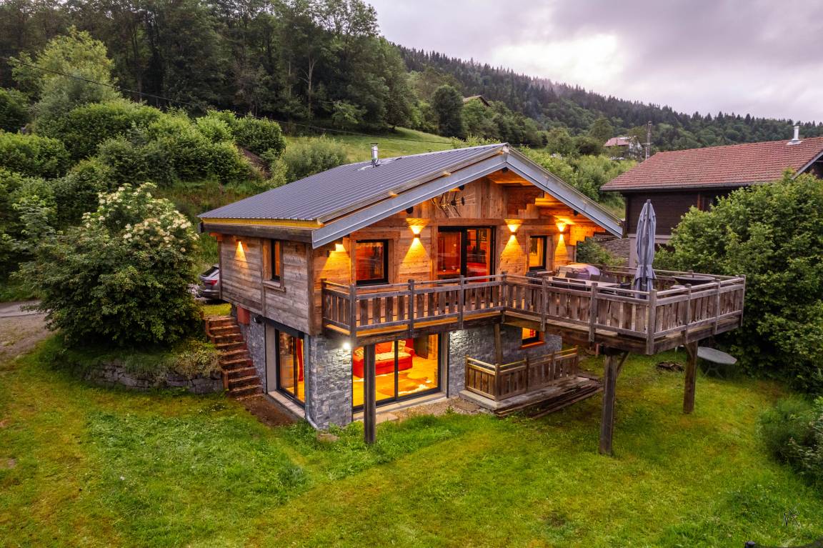 100 M² Chalet ∙ 4 Chambres ∙ 8 Personnes - La Bresse