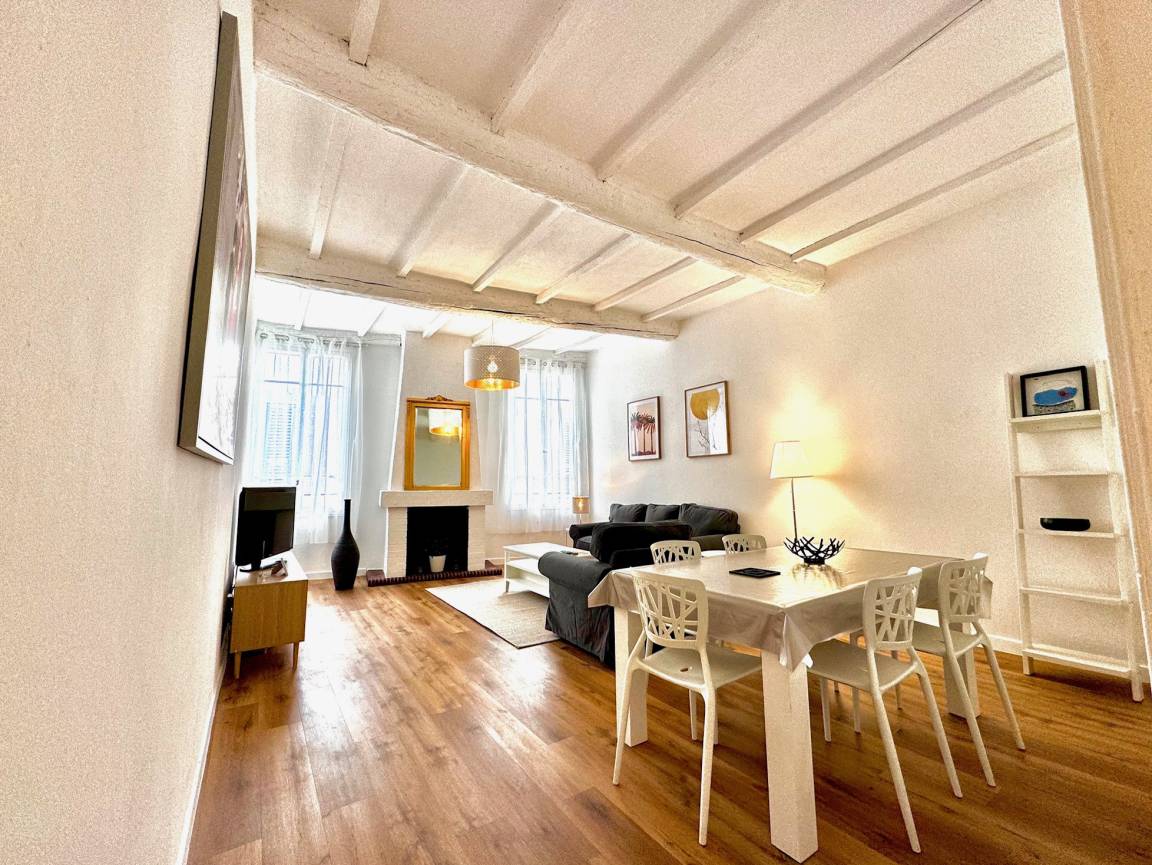 63 M² Appartement ∙ 2 Chambres ∙ 4 Personnes - Castel Plage - Nice