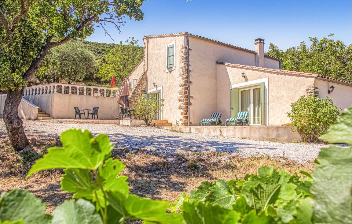 150 M² Maison De Vacances ∙ 4 Chambres ∙ 8 Personnes - Autignac