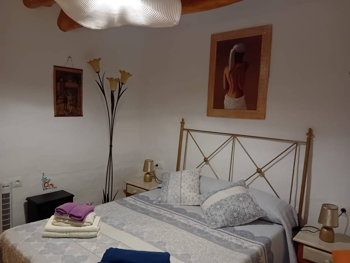 Casa ∙ 3 Habitaciones ∙ 7 Huéspedes - Alhama de Granada