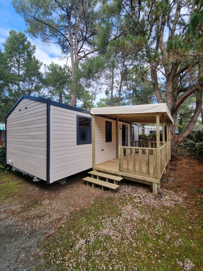 32 M² Camping ∙ 3 Bedrooms ∙ 6 Guests - Vendée
