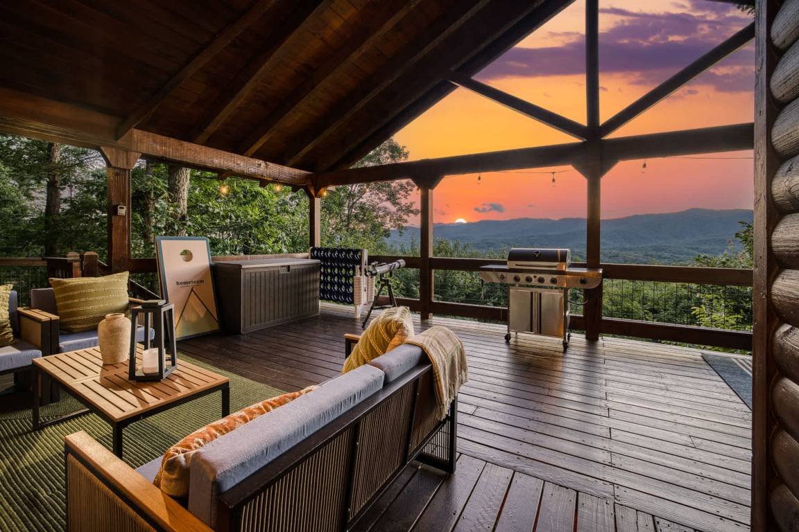 Apartment ∙ 4 Bedrooms ∙ 10 Guests - Blue Ridge, GA