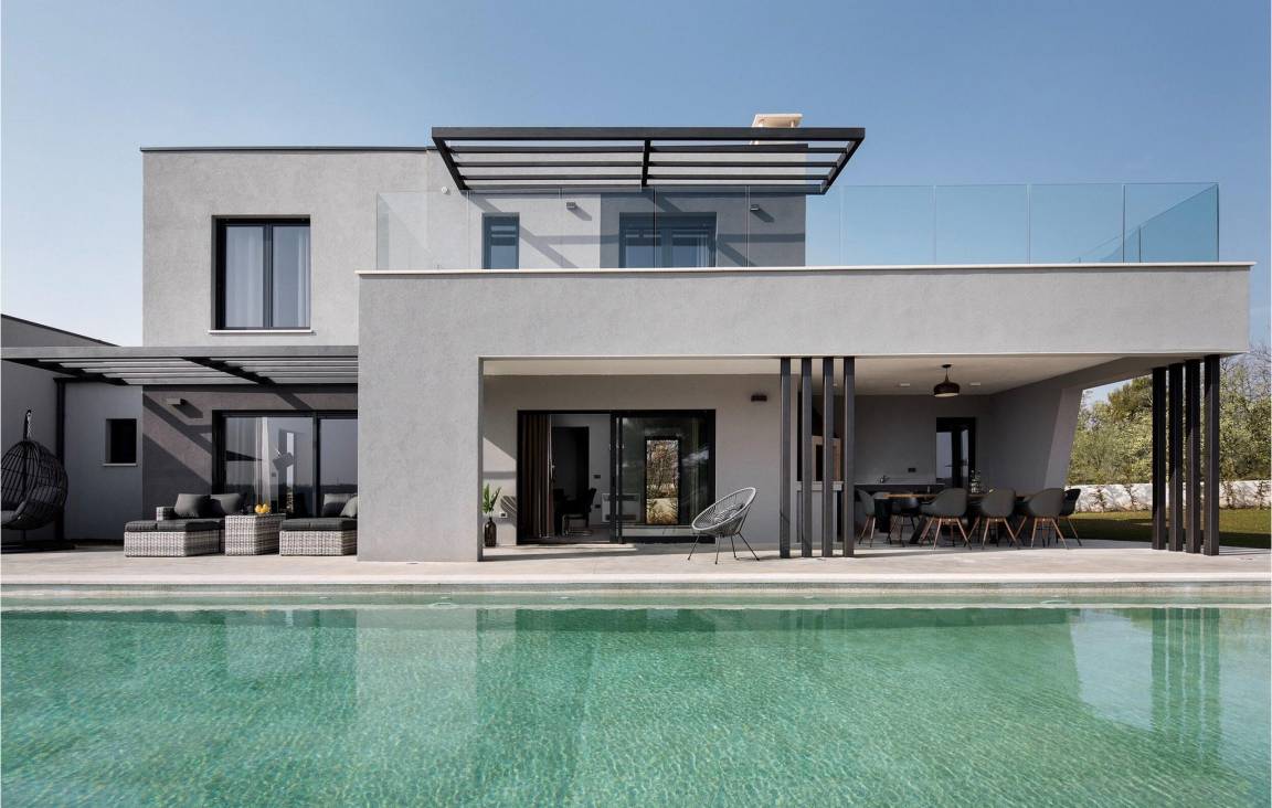 250 M² Ferienhaus ∙ 4 Schlafzimmer ∙ 8 Gäste - Bale