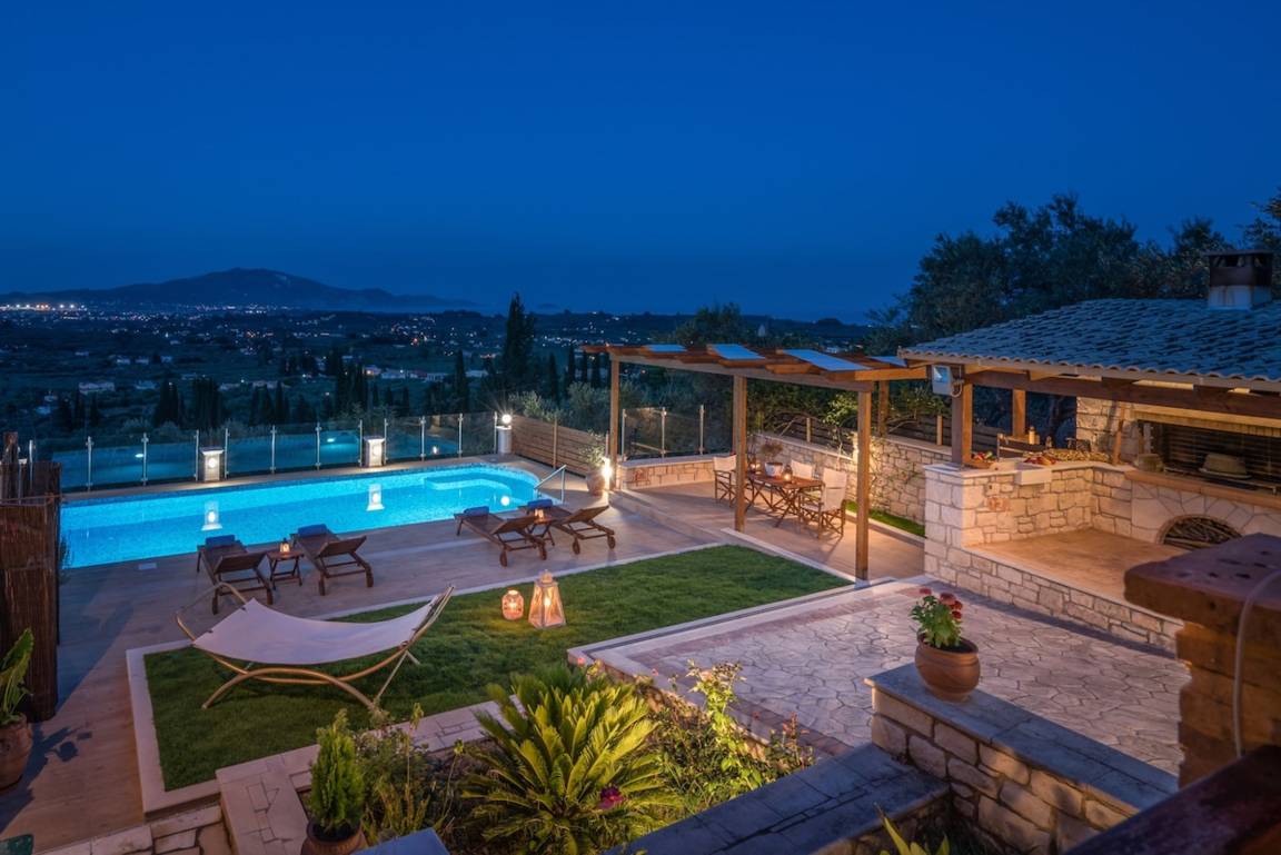 122 M² Apartment ∙ 3 Bedrooms ∙ 6 Guests - Zakynthos