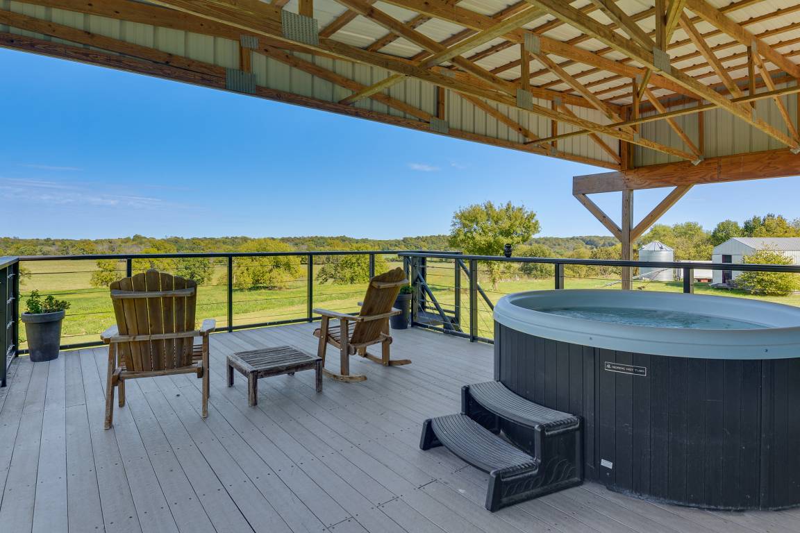 44 M² House ∙ 2 Bedrooms ∙ 4 Guests - Aurora, MO