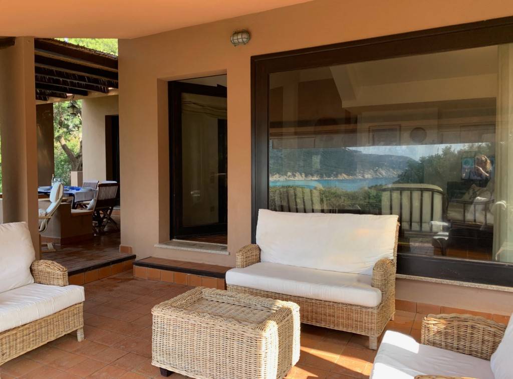 180 M² Villa ∙ 5 Bedrooms ∙ 10 Guests - South Sardinia