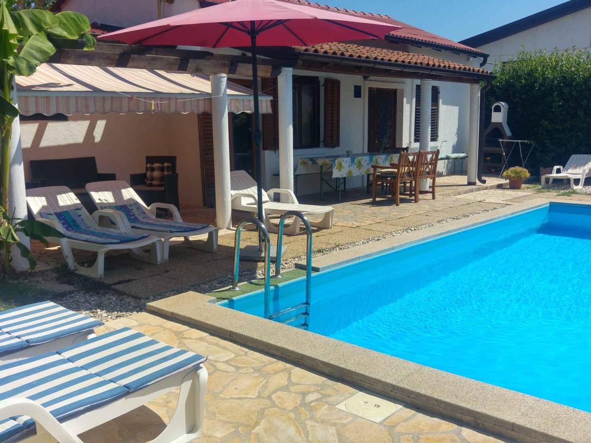 85 M² Maison De Vacances ∙ 3 Chambres ∙ 6 Personnes - Fažana