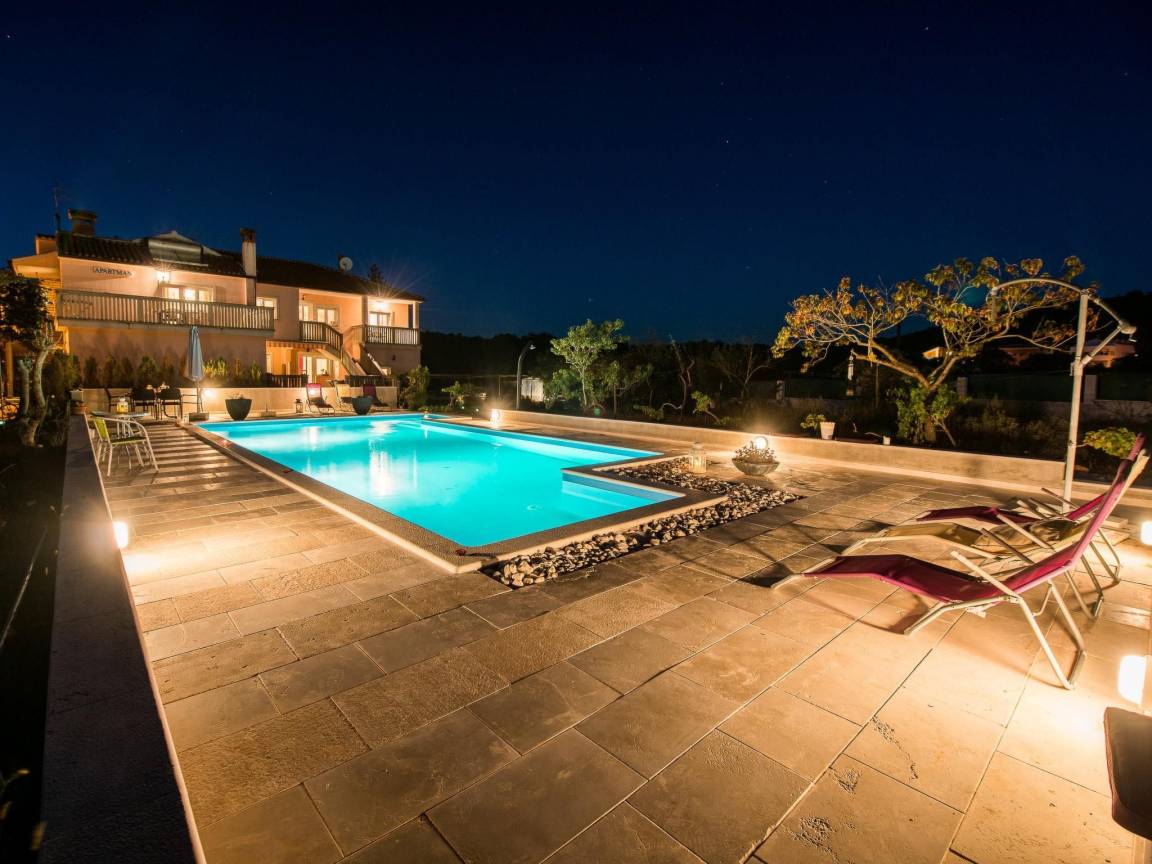 Ferienwohnung ∙ 2 Schlafzimmer ∙ 5 Gäste - Rovinj