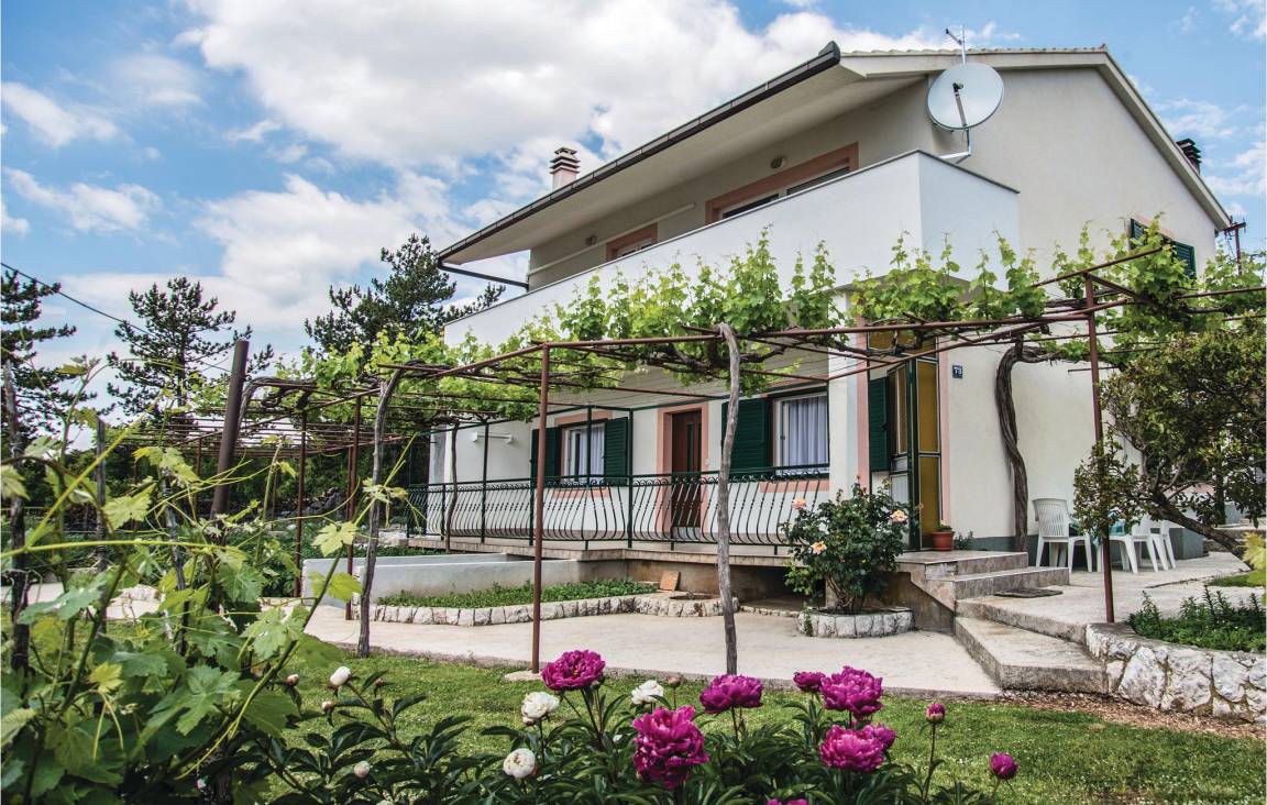 86 M² Apartment ∙ 2 Bedrooms ∙ 5 Guests - Makarska Riviera