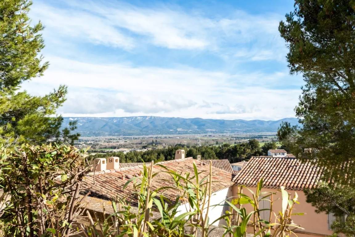 56 M² Apartamento ∙ 2 Habitaciones ∙ 6 Huéspedes - Mallemort
