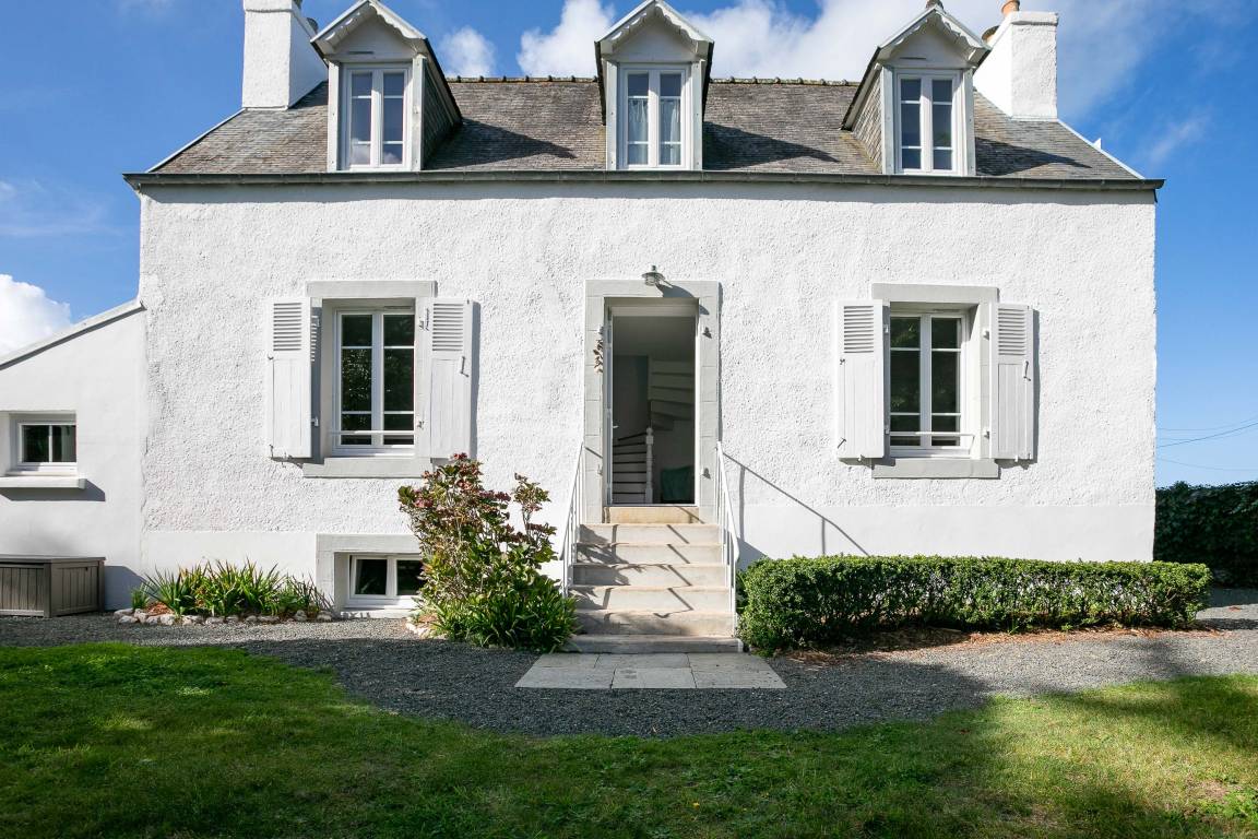 140 M² Maison De Vacances ∙ 4 Chambres ∙ 8 Personnes - Locquirec
