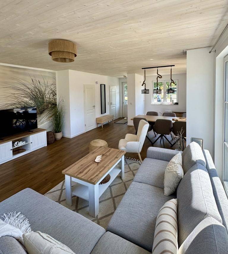 100 M² Ferienhaus ∙ 2 Schlafzimmer ∙ 6 Gäste - Born am Darß