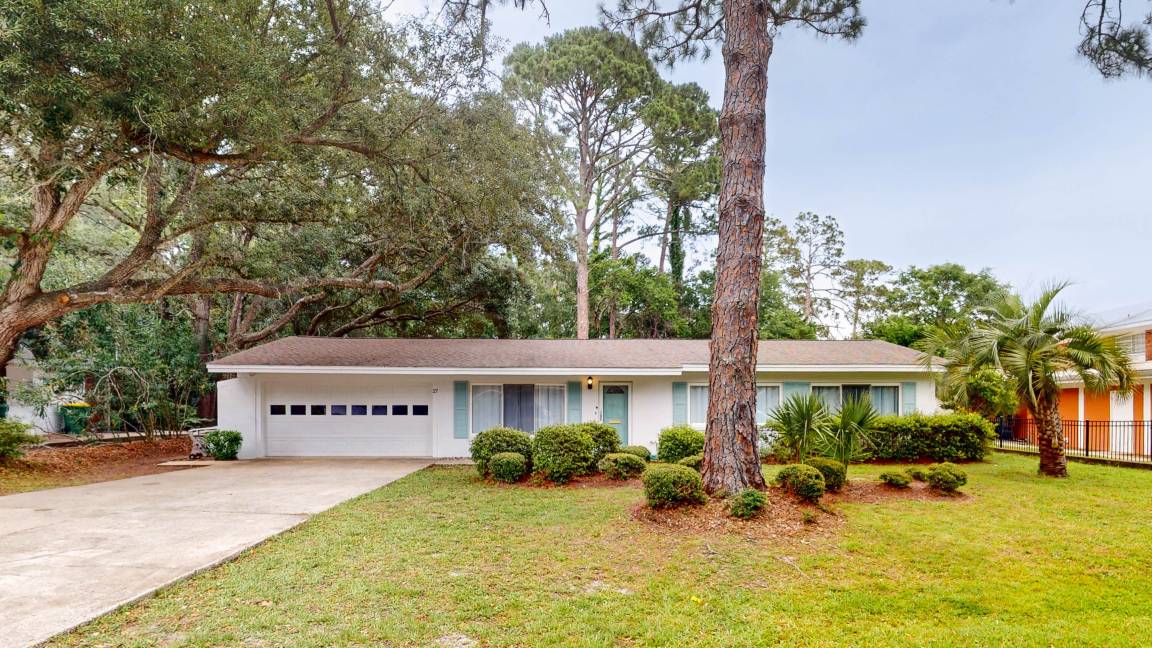 House ∙ 3 Bedrooms ∙ 6 Guests - Jekyll Island, GA