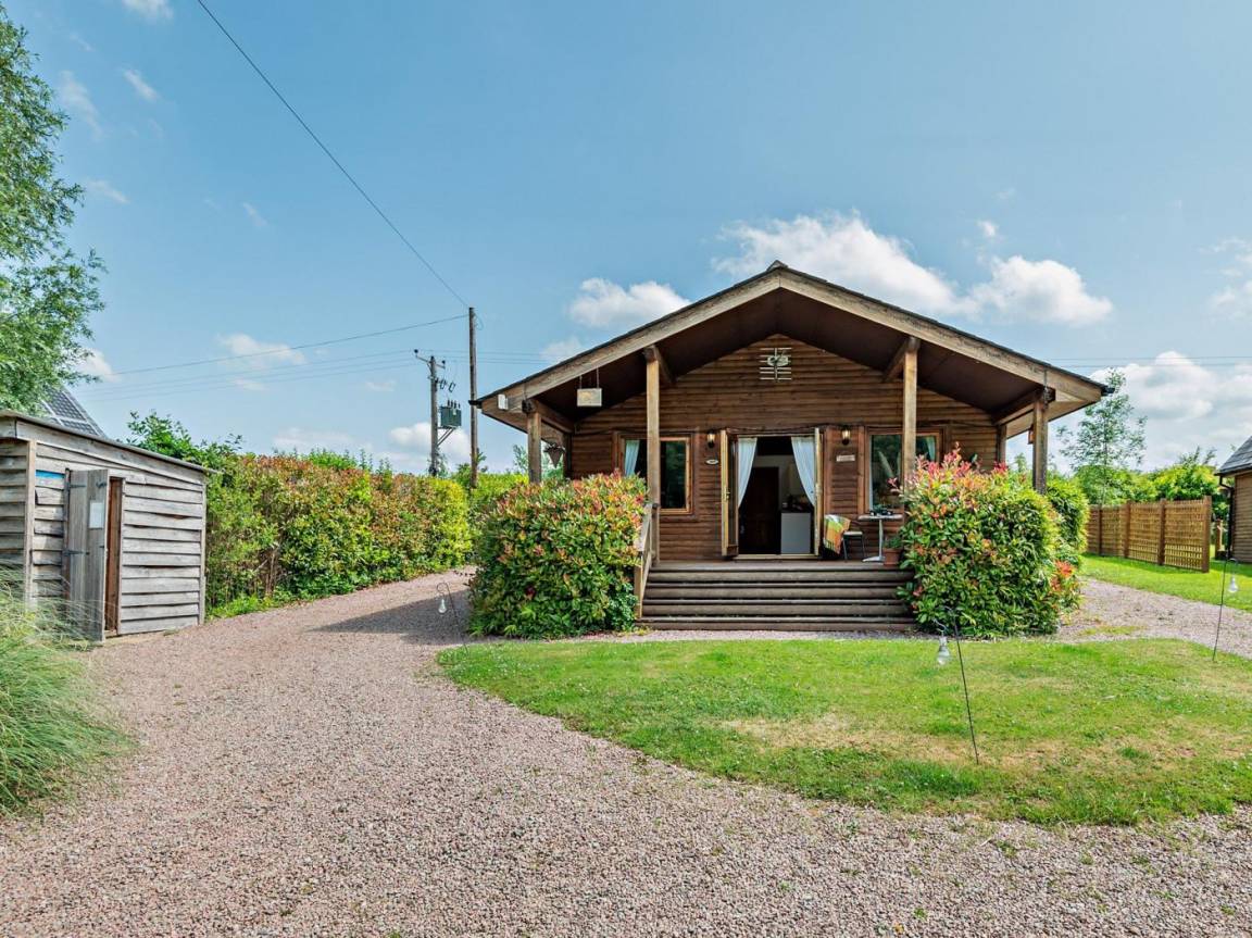 Lodge ∙ 2 Bedrooms ∙ 4 Guests - Herefordshire