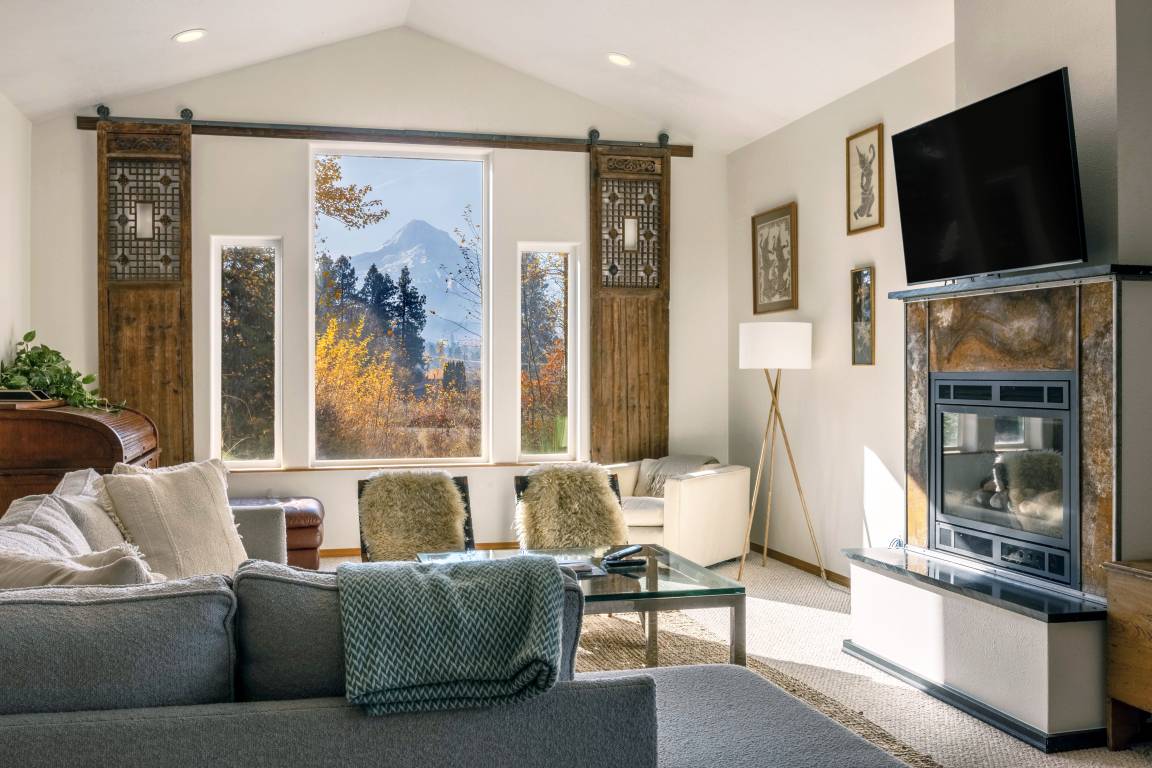 179 M² House ∙ 3 Bedrooms ∙ 8 Guests - Mount Hood, OR