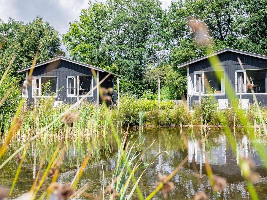Bungalow ∙ 3 Slaapkamers ∙ 6 Gasten - Drenthe