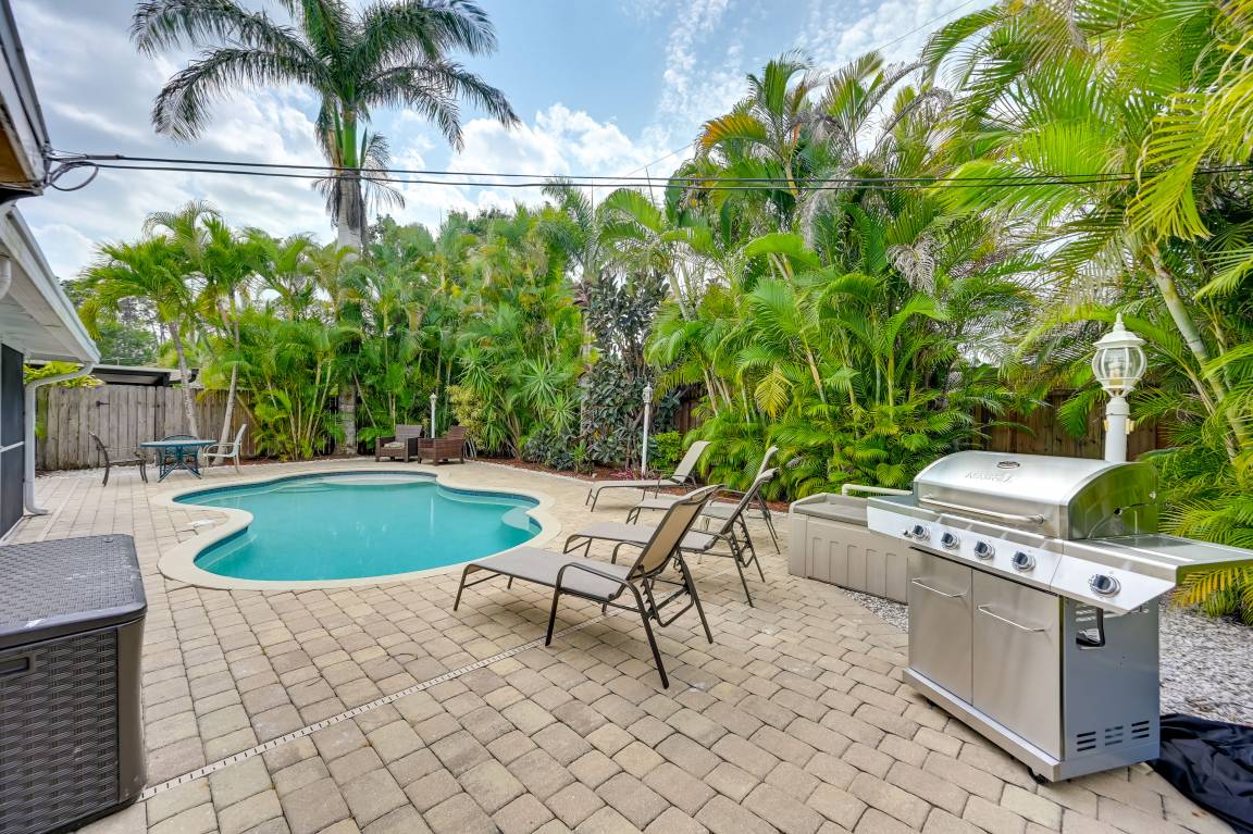122 M² Villa ∙ 4 Bedrooms ∙ 8 Guests - Naples, FL