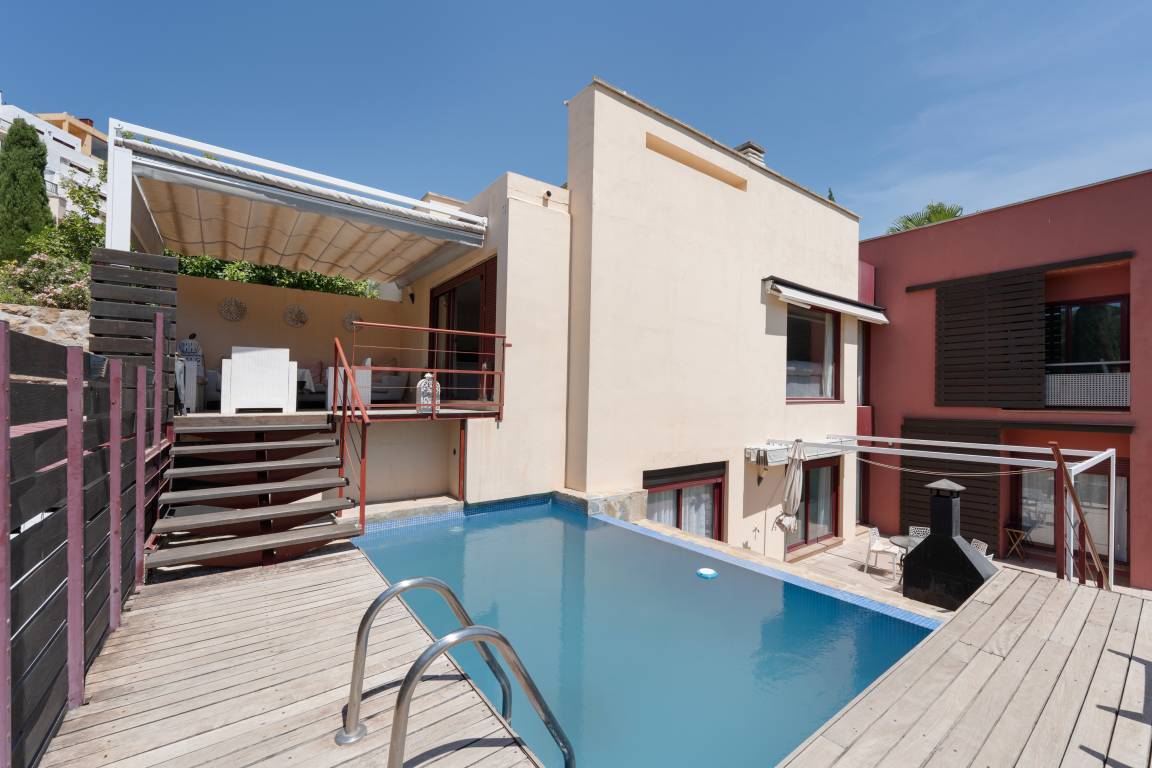 270 M² Villa ∙ 4 Bedrooms ∙ 8 Guests - コスタ・デル・ソル