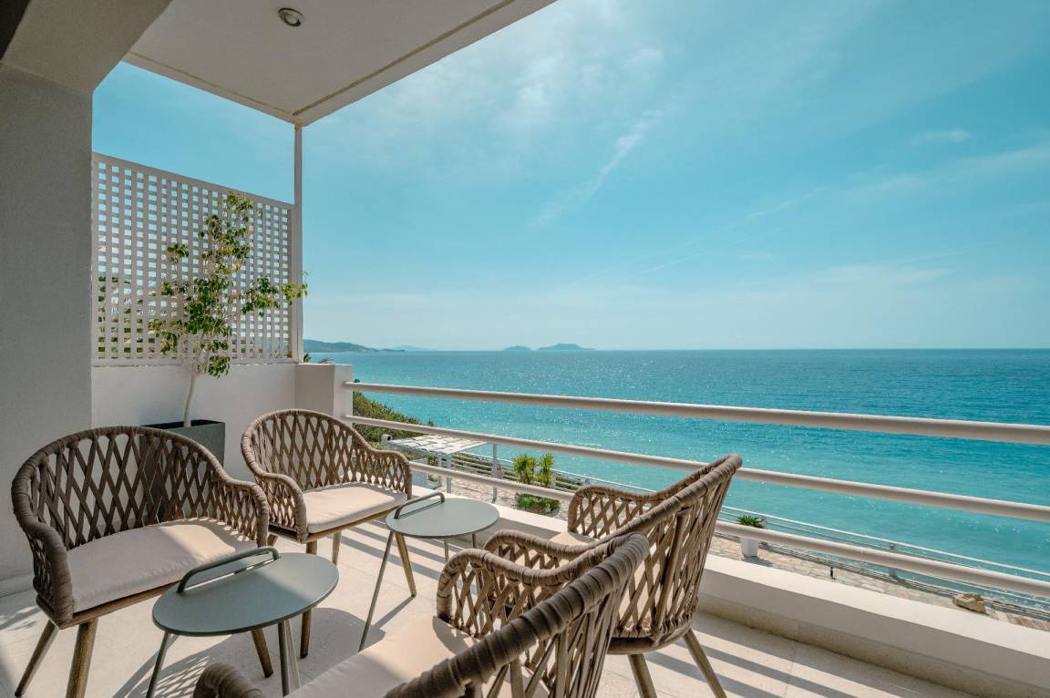 104 M² Ferienhaus ∙ 2 Schlafzimmer ∙ 4 Gäste - Spili