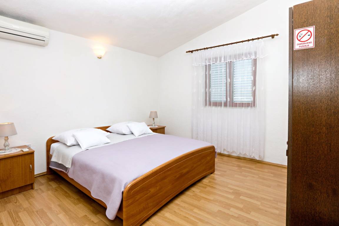 56 M² Appartement ∙ 2 Chambres ∙ 4 Personnes - Primošten