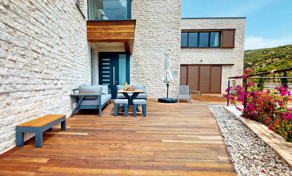 499 M² Villa ∙ 4 Bedrooms ∙ 8 Guests - Primošten