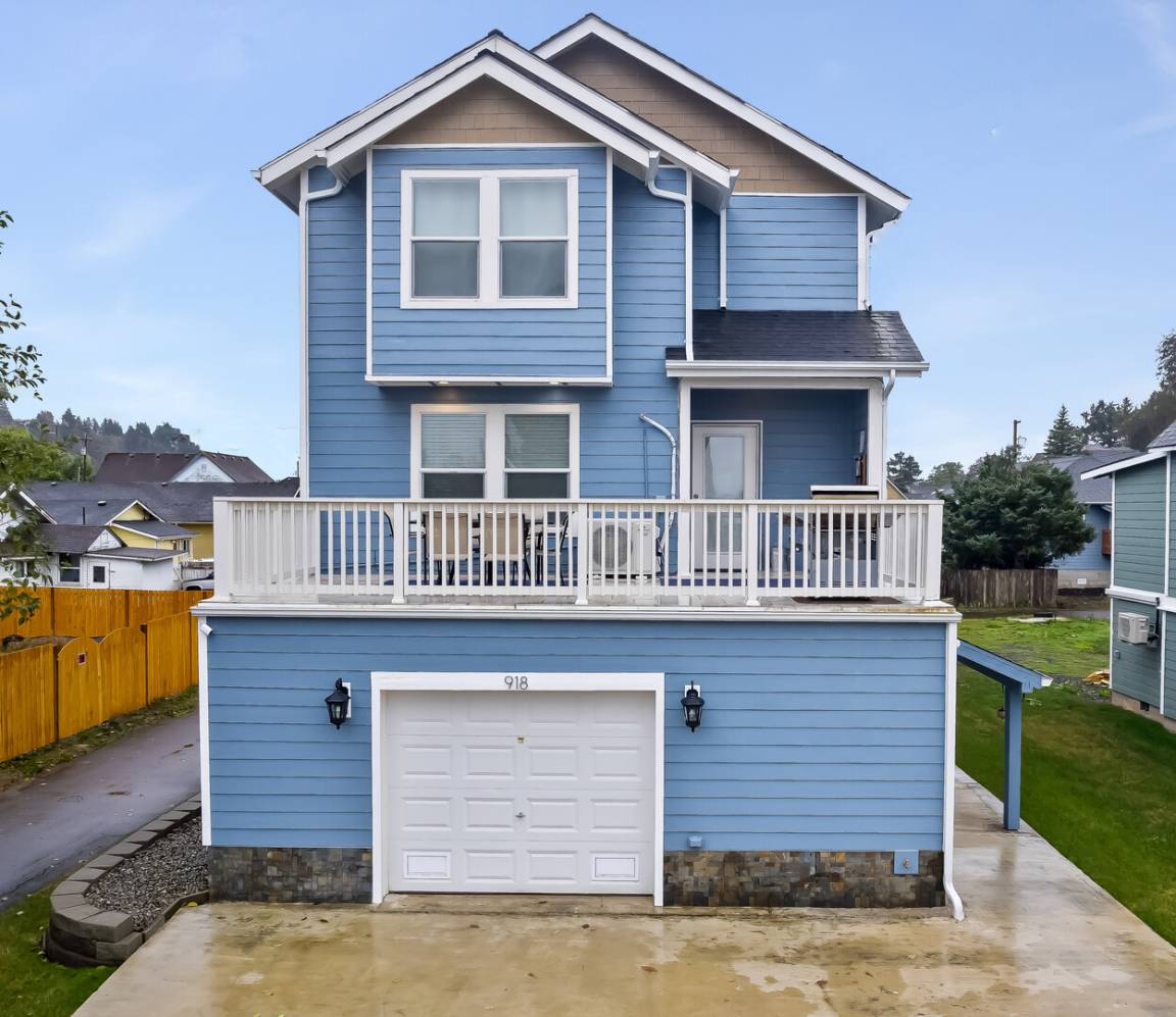 155 M² House ∙ 3 Bedrooms ∙ 6 Guests - Aberdeen, WA