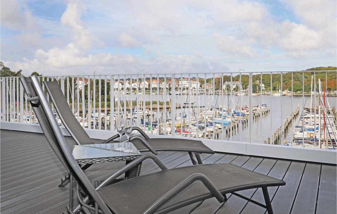 96 M² Apartment ∙ 2 Bedrooms ∙ 4 Guests - Travemünde