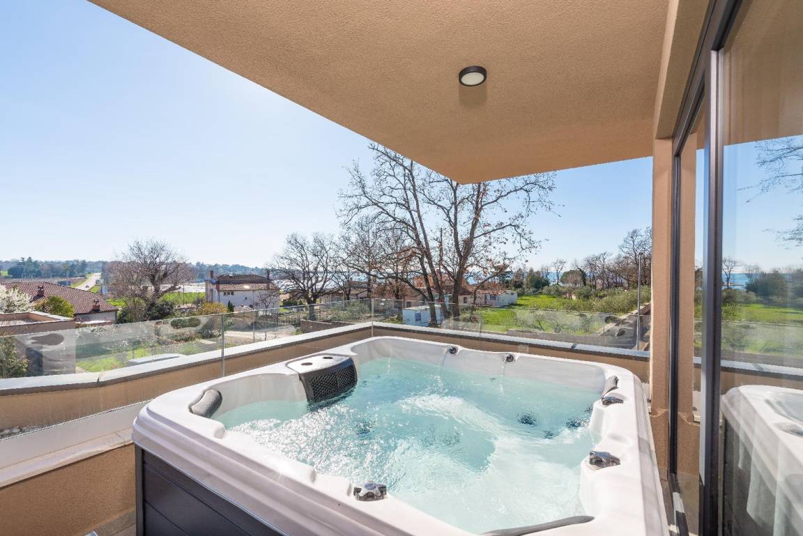 100 M² Apartamento ∙ 3 Habitaciones ∙ 5 Huéspedes - Umag