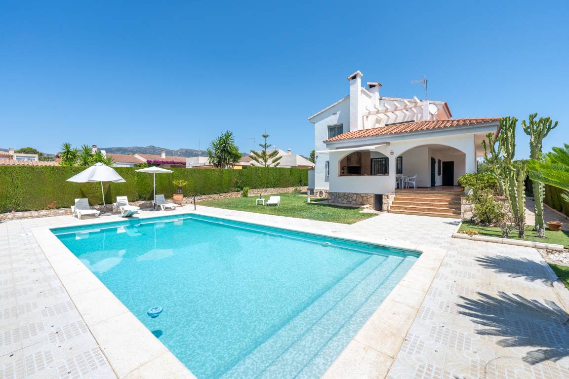 140 M² Villa ∙ 4 Schlafzimmer ∙ 8 Gäste - L’Ametlla de Mar