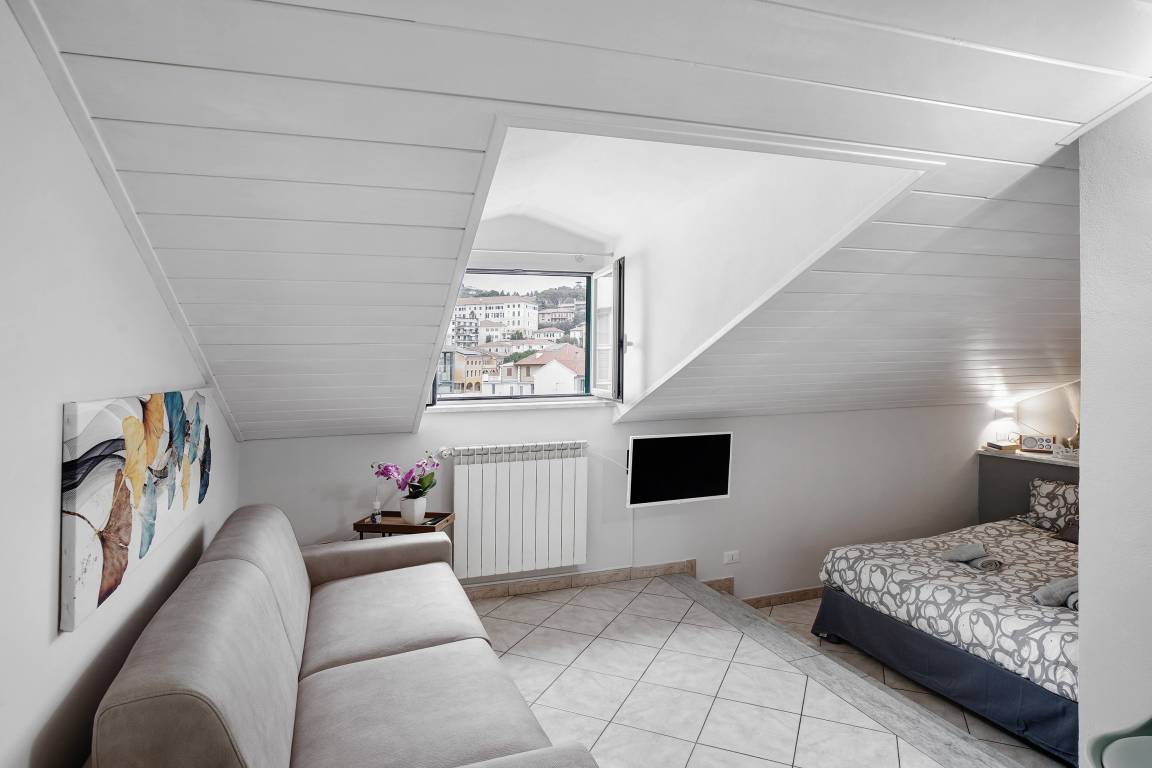 41 M² Ferienwohnung ∙ 1 Schlafzimmer ∙ 4 Gäste - Imperia