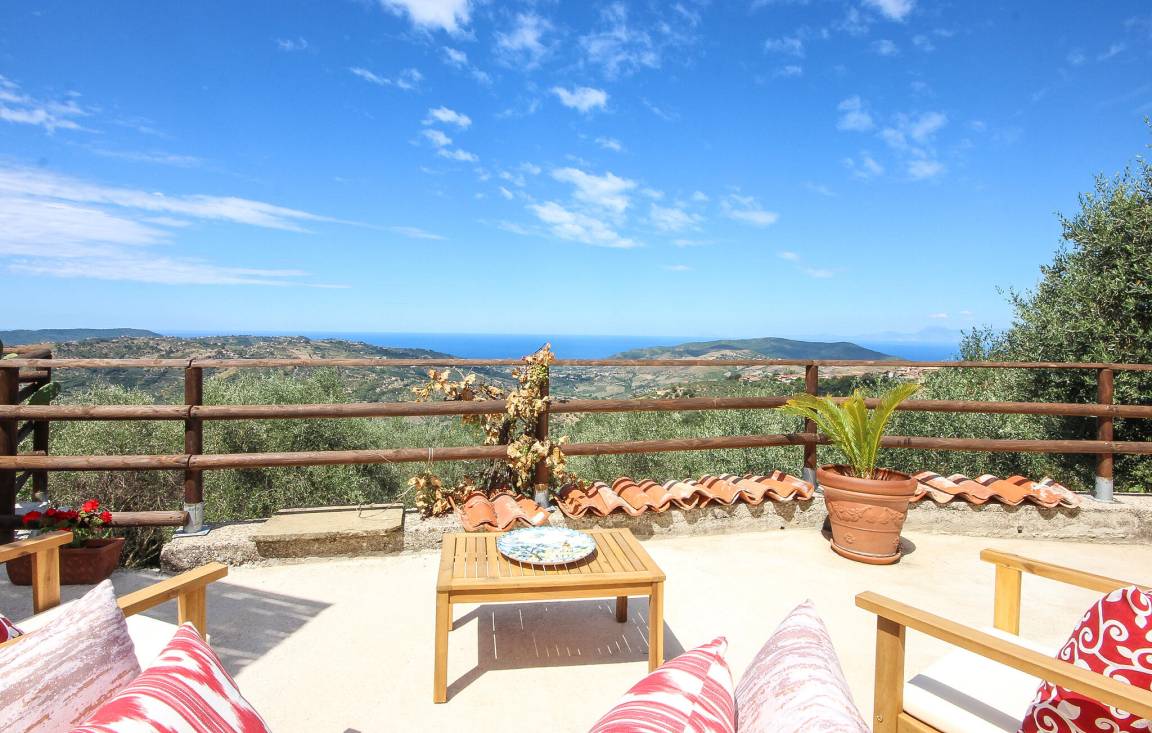 180 M² House ∙ 4 Bedrooms ∙ 10 Guests - Agropoli