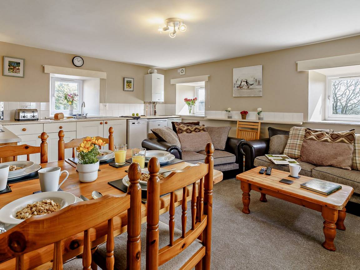 Cottage ∙ 3 Bedrooms ∙ 5 Guests - Freshwater East