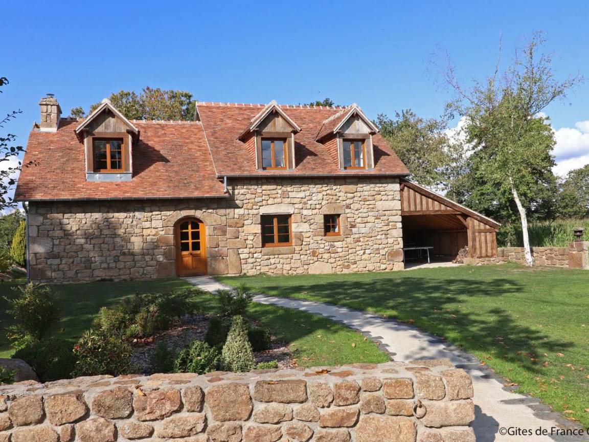 150 M² Casa Rural ∙ 4 Habitaciones ∙ 8 Huéspedes - Orne