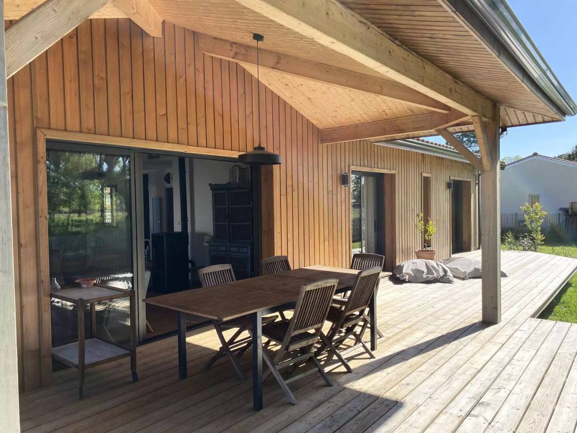 100 M² Ferienhaus ∙ 3 Schlafzimmer ∙ 8 Gäste - Hourtin
