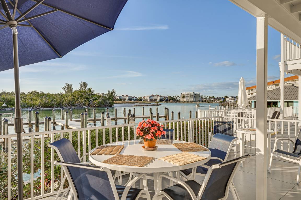 185 M² Apartment ∙ 3 Bedrooms ∙ 8 Guests - Marco Island, FL