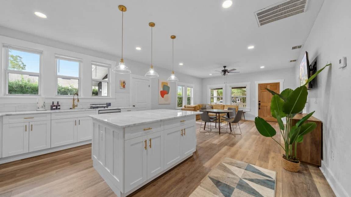 167 M² Talo ∙ 4 Makuuhuonetta ∙ 10 Vierasta - Tampa