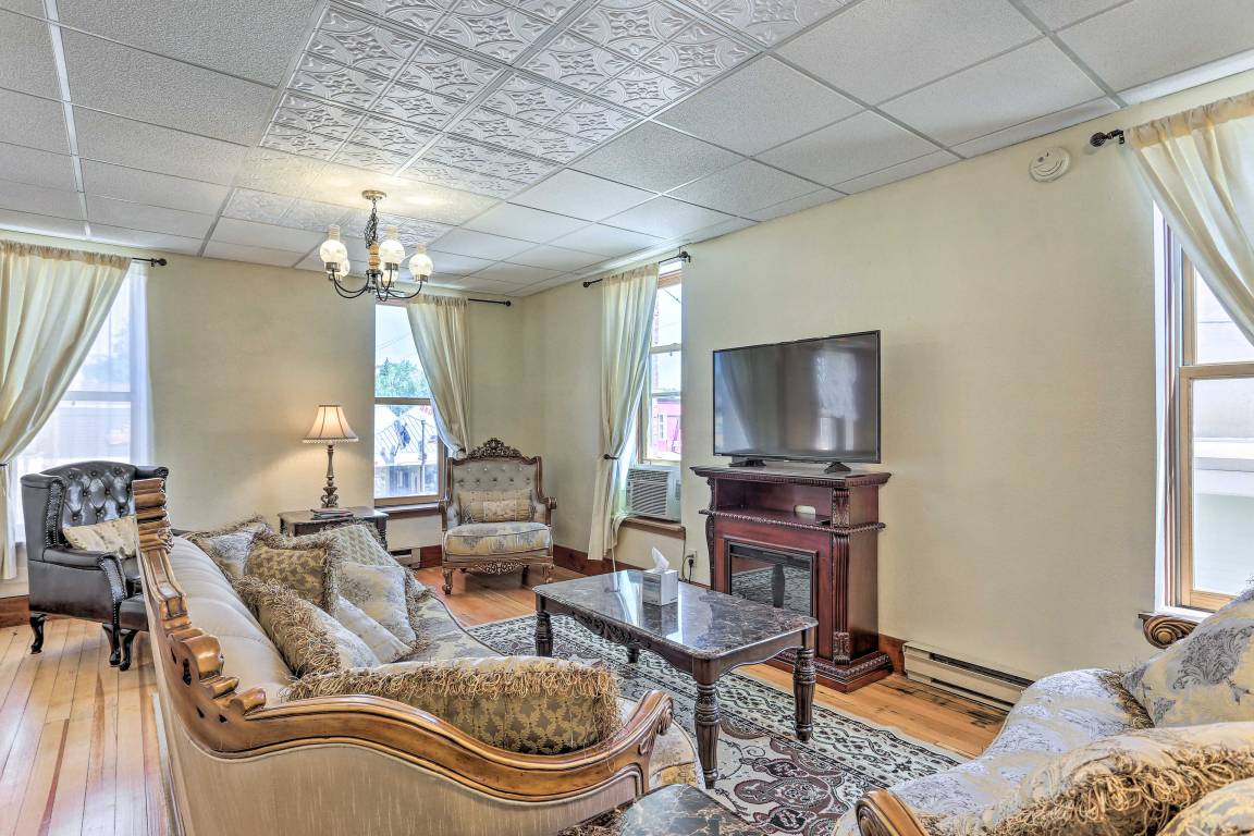 111 M² Apartment ∙ 3 Bedrooms ∙ 6 Guests - Custer, SD
