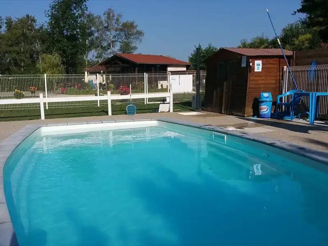 30 M² Camping ∙ 3 Bedrooms ∙ 8 Guests - Ain