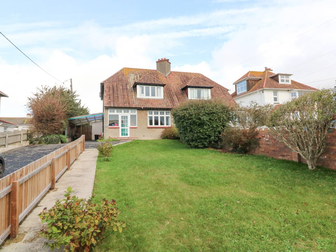 Cottage ∙ 3 Bedrooms ∙ 6 Guests - Bude