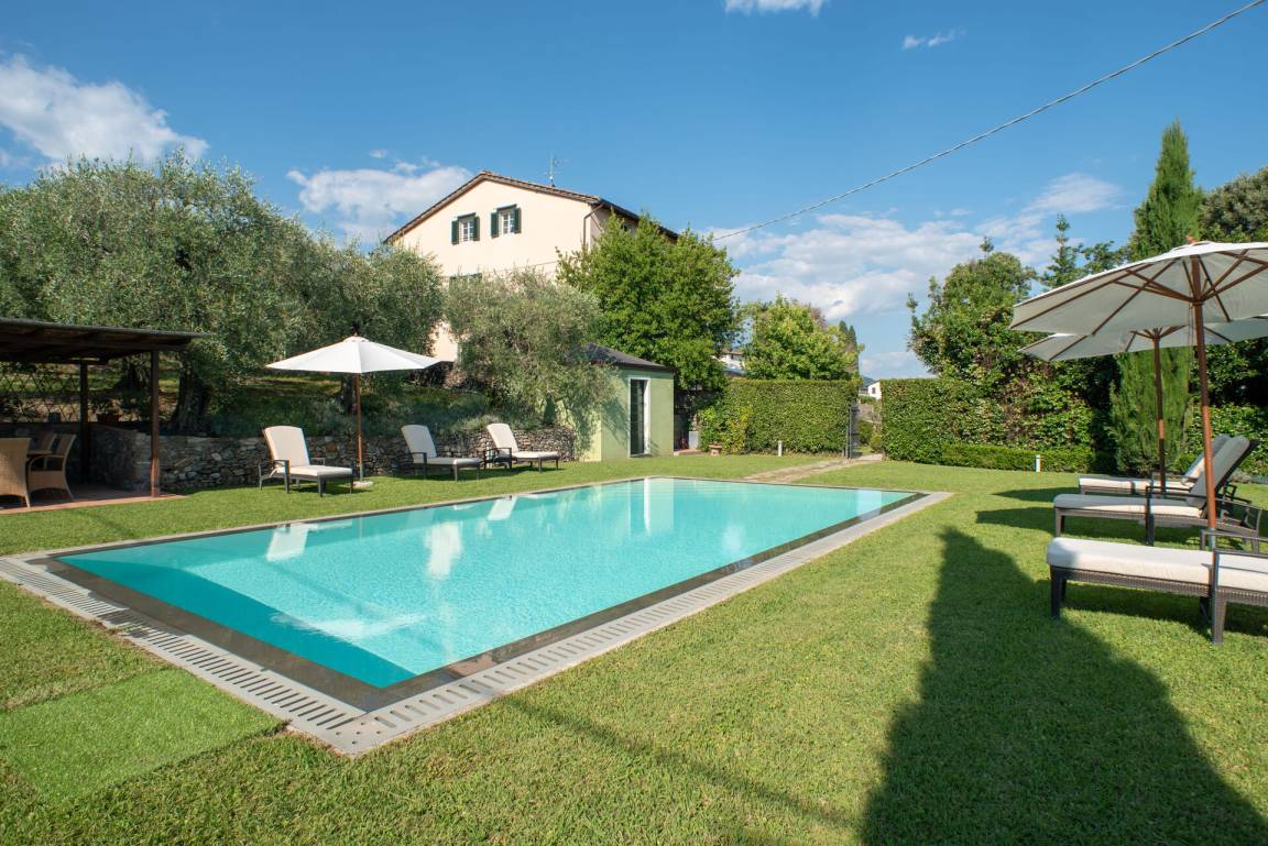 500 M² Villa ∙ 8 Slaapkamers ∙ 16 Gasten - Lucca