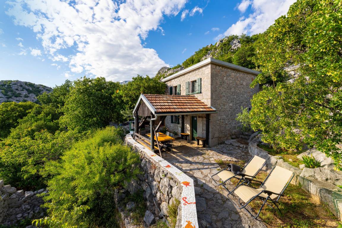 55 M² Ferienhaus ∙ 1 Schlafzimmer ∙ 5 Gäste - Starigrad-Paklenica