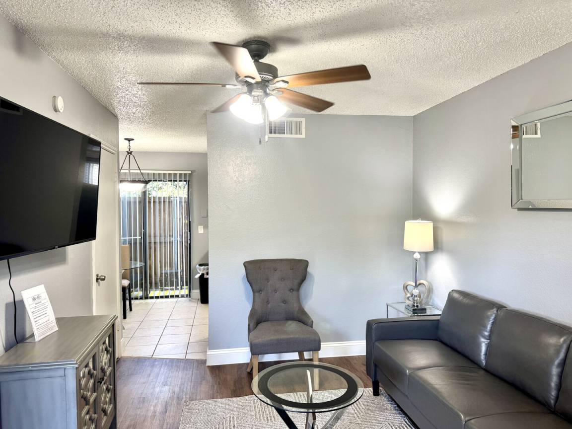 55 M² Apartamento ∙ 1 Habitación ∙ 2 Huéspedes - Irving, TX