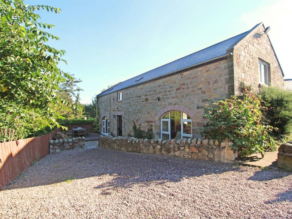 Cottage ∙ 4 Bedrooms ∙ 8 Guests - Bamburgh