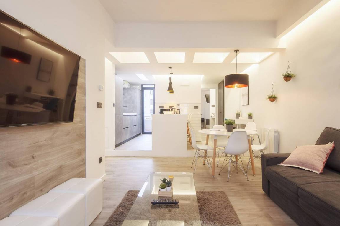 70 M² Apartment ∙ 2 Bedrooms ∙ 4 Guests - Bilbao