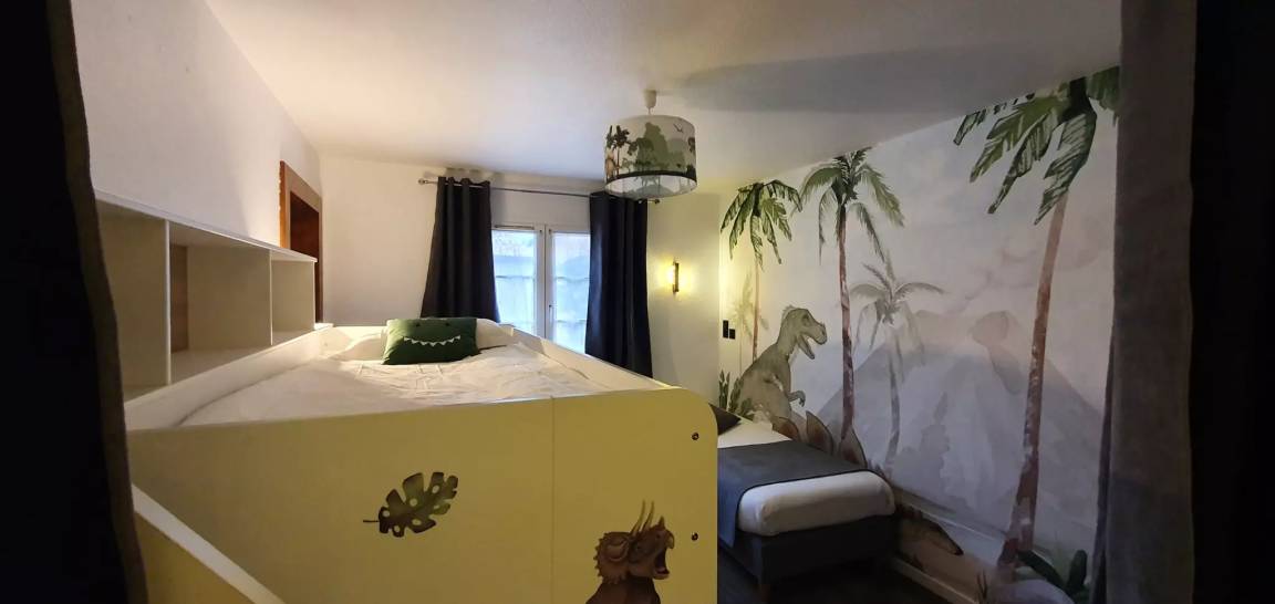 Hôtel ∙ 1 Chambre ∙ 5 Personnes - Ain