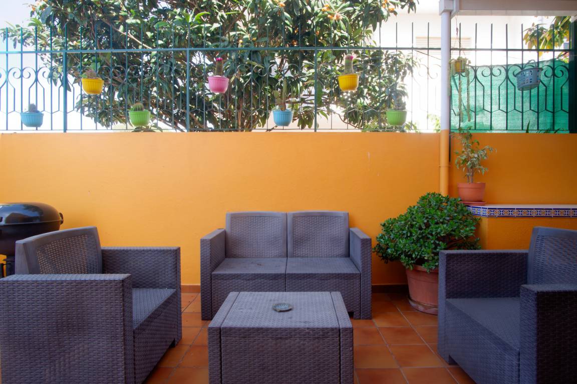 180 M² Hus ∙ 5 Sovrum ∙ 10 Gäster - Faro