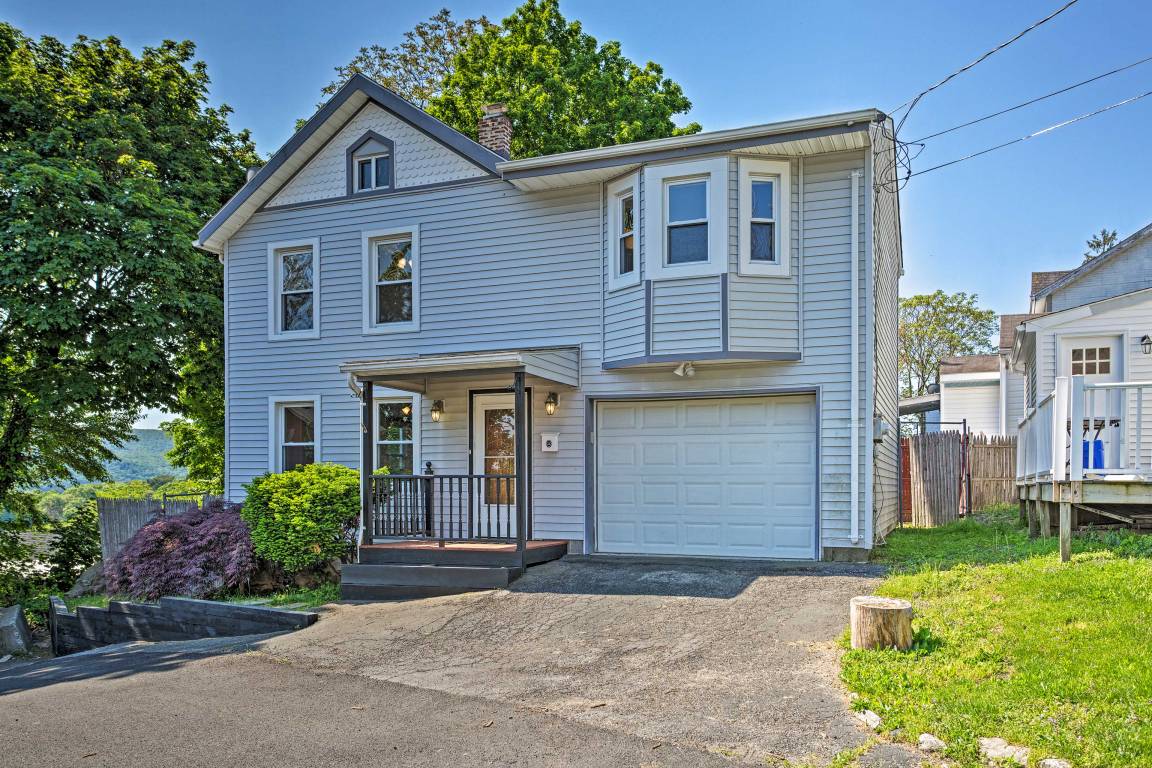 102 M² House ∙ 3 Bedrooms ∙ 6 Guests - Peekskill, NY